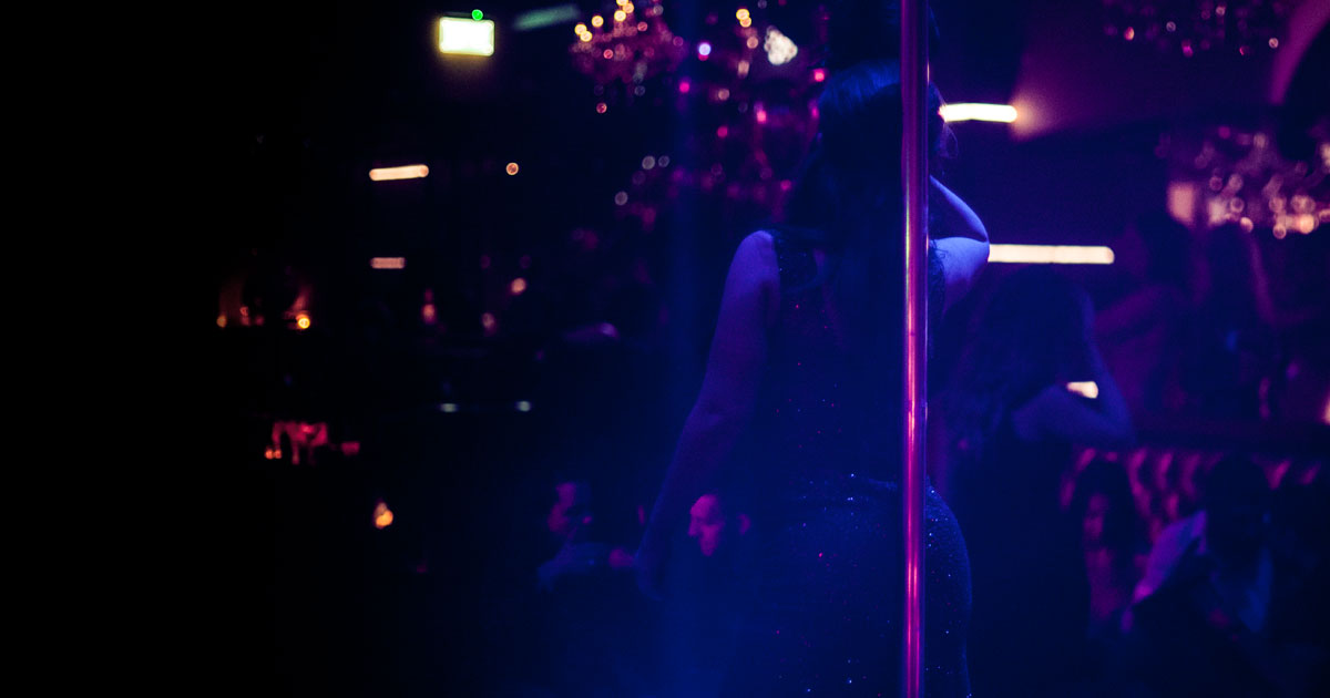 Dancers Wanted | London Strip Club Jobs | Platinum Lace